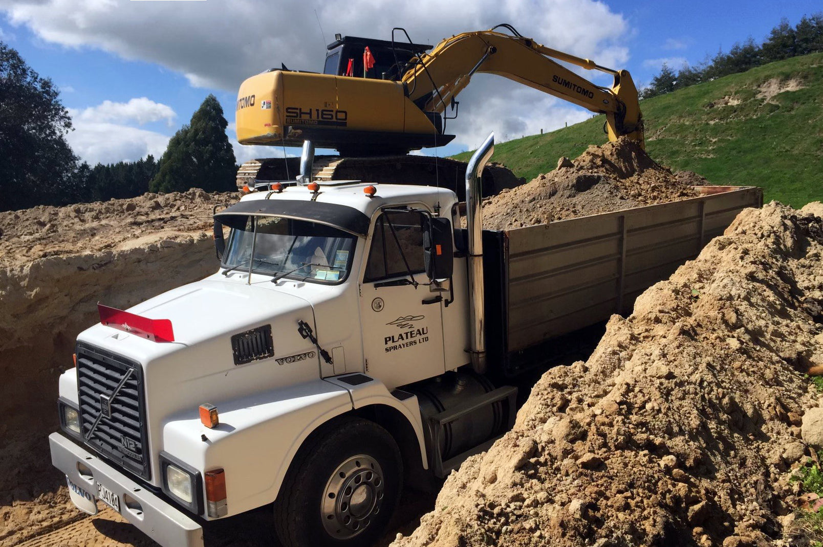 Plateau Sprayers & Earthmoving